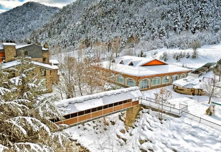 Ofertas esquí Andorra, España y Francia - Esquiades.com