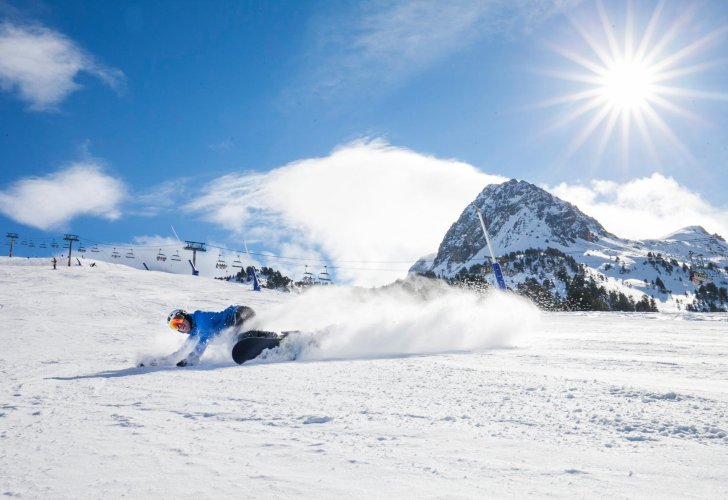 Ofertas esquí Andorra, España y Francia - Esquiades.com