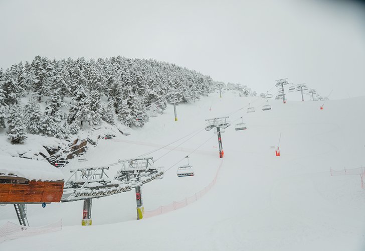 Ofertas esquí Andorra, España y Francia - Esquiades.com